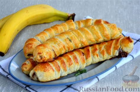 Рецепт Бананы с шоколадом в слоёном тесте на
