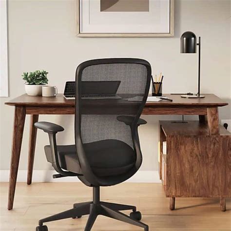 15 Best Desks For Small Spaces
