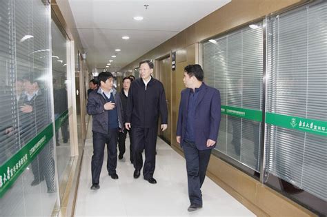 李学勇省长一行来我公司视察 新闻中心 江苏中宜金大分析检测有限公司