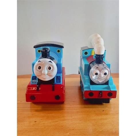 Mattel Toys 2 Talking Thomas The Train With Flashlight Face Thomas