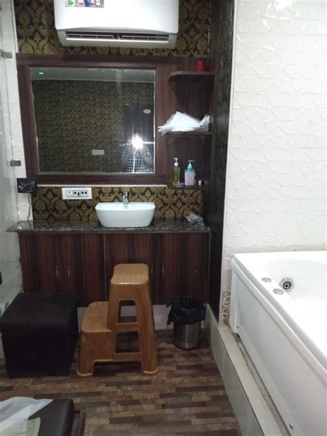 Massage Photos Images And Pictures Of Mantra Body Spa Delhi