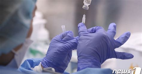 국민 10명 중 7명 11월 집단면역 달성 불가능 Nbs