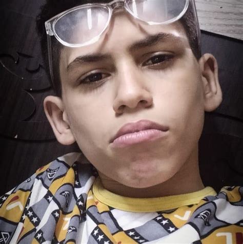 زيزو واخواته