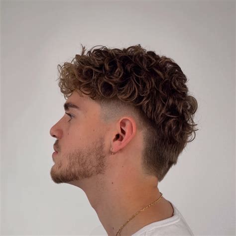 Modern Mullet Fade 2025 27 Ideas For Men With Beard Short Long