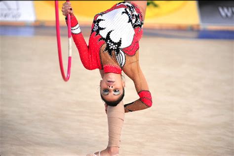 ХУДОЖЕСТВЕНА ГИМНАСТИКА И СРОДНИ СПОРТОВЕ • Виж темата Филипа Сидерова