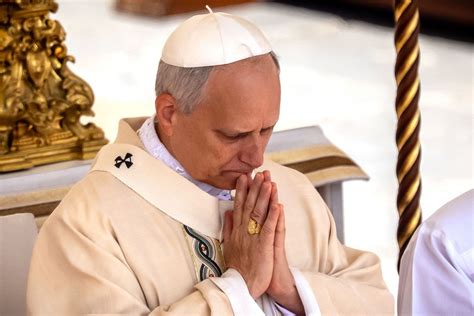 Папа римский Лев Xiv официально вступил в должность кадры церемонии интронизации