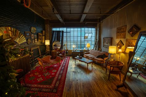 Here’s How & Where to Rent a Studio for a Day (2024) - Peerspace