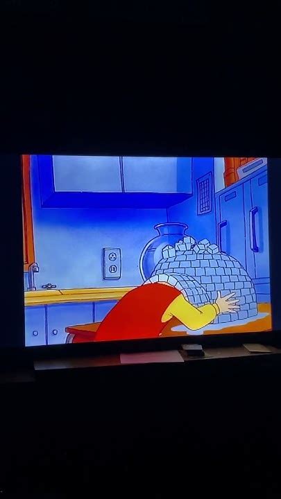 Msb Phoebe With Igloo On Her Head Shotrs Magicschoolbus Phoebeterese Kicksupastorm Igloo