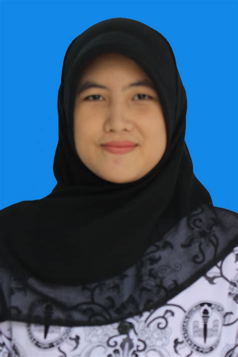 Pipit Siti Latifah S Pd Pegawai Smpn 1 Subang