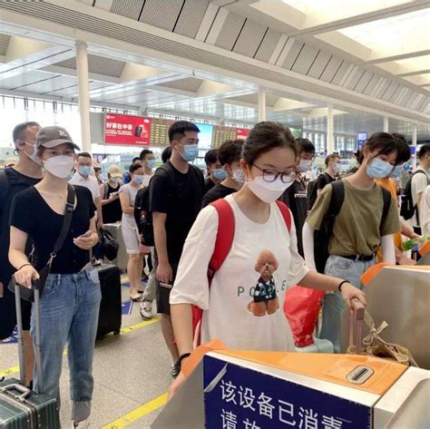 暑运即将结束 广西铁路再次加开6趟普速旅客列车客流湛江融安