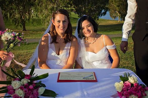 Civil Celebrant Brisbane Home