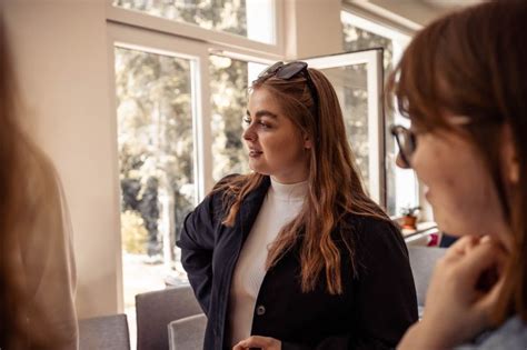 agata musielak na linkedin kampania zwolnienizteorii prelekcje zespol