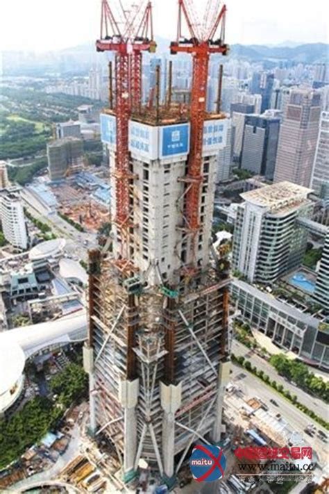 中国第一高楼 平安金融中心第二条“金腰带”开吊 房屋建筑 图纸交易网