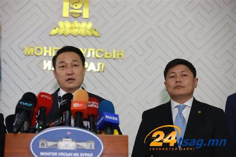 Д Амарбаясгалан УИХ ын гишүүдийн тоо цөөхөн учраас эрх мэдэл төвлөрдөг