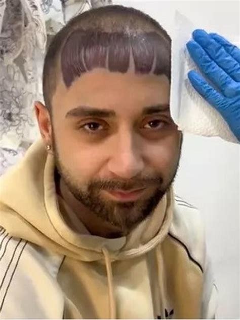Pria Ini Pilih Tato Di Kepala Botak Ketimbang Menumbuhkan Rambut 7