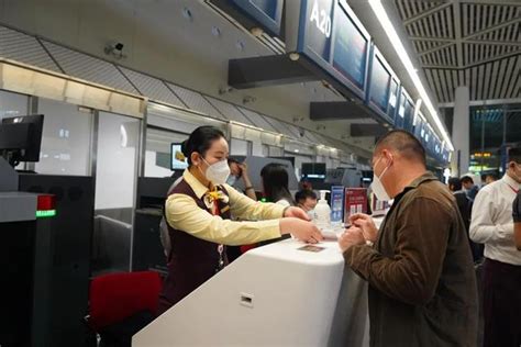 相遇狮城丨海口美兰国际机场恢复海口新加坡客运航线