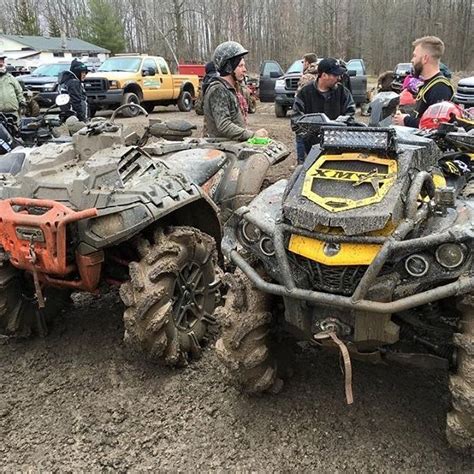 Polaris Sportsman Highlifter 1000 Vs Team Canam Xmr 800
