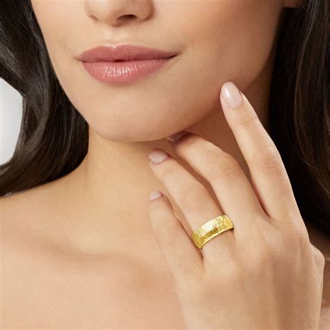 Italian 10kt Yellow Gold Diamond Cut Ring