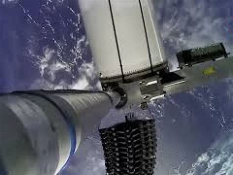 Video Spacex In Orbita I Primi 21 Satelliti Starlink Di Nuova Generazione Il Giornale