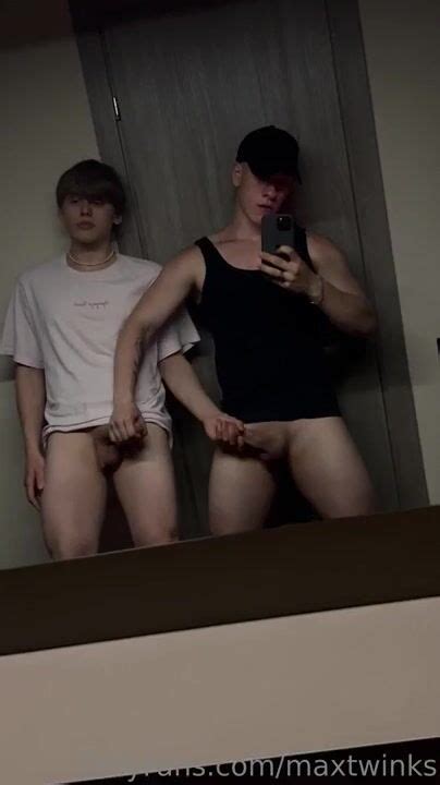 Horny Twink Friends Wanking Together Gayboystube