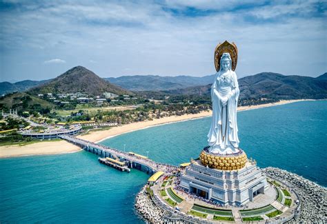Guanyin Of Nanshan A 108 Metre Statue Of The Bodhisattva Guanyin Sanya Hainan China