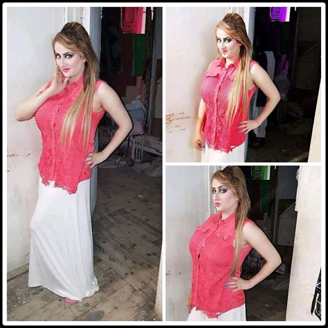 Afreen Khan Real Afreen Khan Silki Doble Photos 4