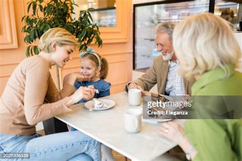 Guy Girl Bar Photos And Premium High Res Pictures Getty Images