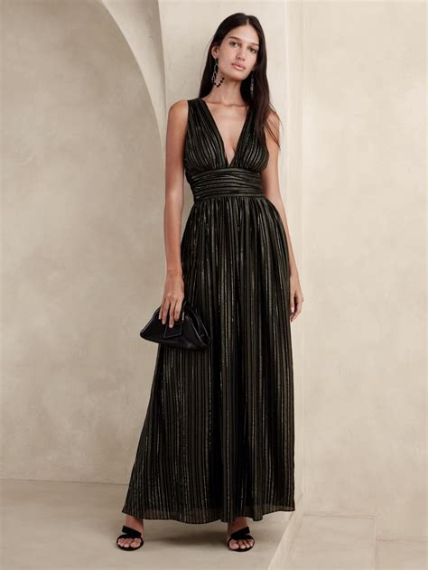 Festive Attire The Ultimate Guide To Holiday Dressing
