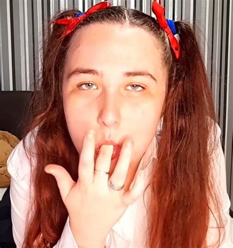 The Face Behind All Those Naughty Videos 🥵 3 Pics Xhamster