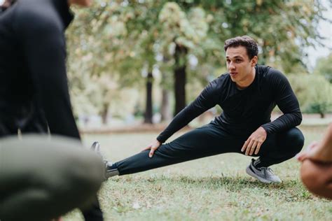 Understanding Dynamic Versus Static Stretching Active Care Chiropractic Rehabilitation