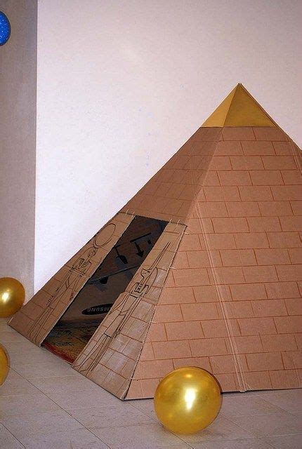 Piramide Egyptian Halloween Egyptian Party Egyptian Crafts Egyptian