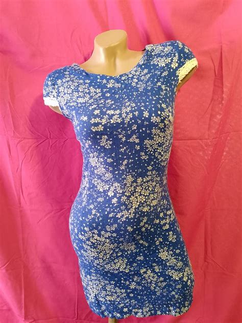 Сукні — ціна 200 грн у каталозі Короткі сукні Купити жіночі речі за доступною ціною на Шафі