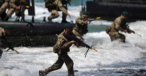 Hot Blooded Marines Want Sex Disaster Feared As Men And Women Fighters To Share Rooms Daily Star