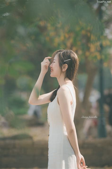 Vietnamese Hot Girl Linh Hoai Season Of Falling Leaves Page Of Truepic Net