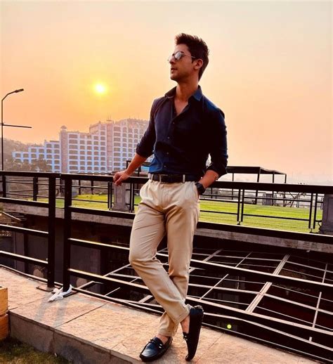 Pin By Jiyaras Love On Paras Arora Pantsuit Fashion Style