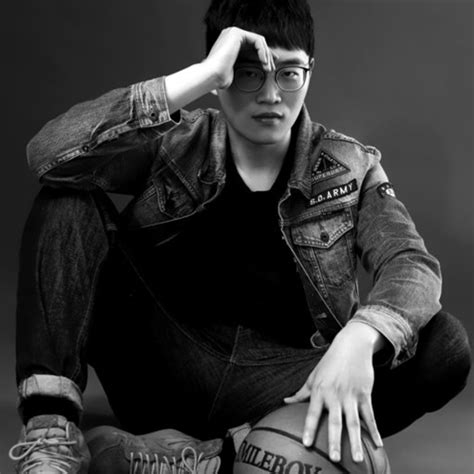 Dongwei Li Joins The Group
