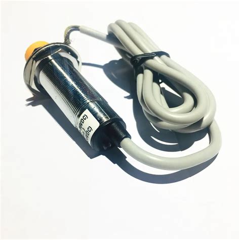 Small Capacitive Inductive Proximity Sensor Yunyi LJ Series