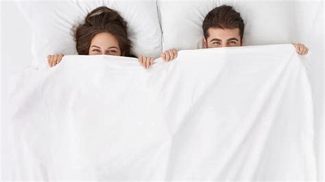 این ۲ محصول، اولین تجربه جنسی شما را بدون درد می‌کنند