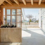 Snark S House In Nakauchi Is Half Opaque Home And Half Transparent Sunroom