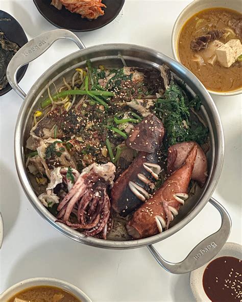 👩🏻‍🍳 ᰔ 👨🏻‍🍳신혼부부 홈쿡집밥기록 협찬 팔덕식당 저녁메뉴 주말엔 매운맛으로 스트레스 팍팍 날려줘야죠🔥 주말에 진짜 맛나게 먹었던 팔덕식당의 등갈비찜 밀키트