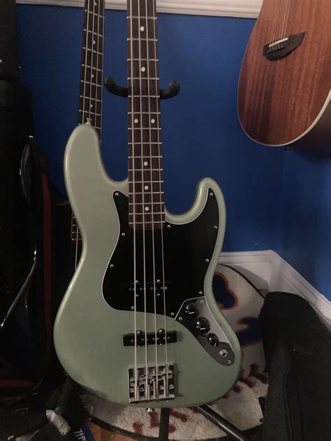 String Space Rbassguitar