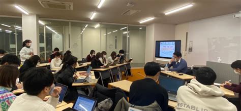 国際経営学部2年の専門演習Ⅰ担当教授 国松麻季）において、財務省の井脇浩之氏をお招きし特別講義を行いました 国松ゼミ｜中央大学 国際経営学部