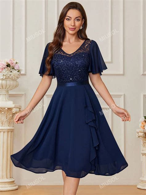 საღამოს კაბები ატლასის იაფად კლასიკური მოდური 2025 საქორწილო კაბები