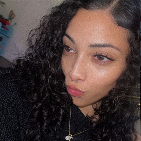 Nevaeh 😮‍💨 Vaeh2vaehhh Snapchat Stories Spotlight And Lenses