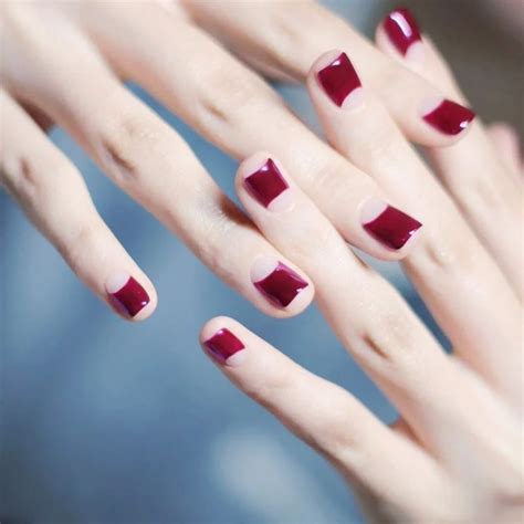 Simple 24pcs Set Dark Red French Design Finished False Nails Cute Fake