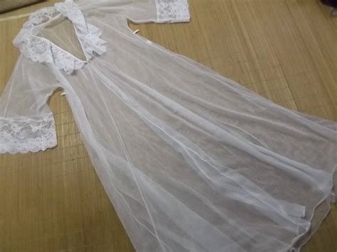 Yahoo オークション 美品 シースルー 前開き 白 ネグリジェ