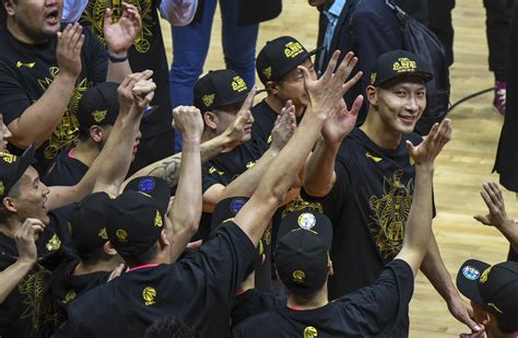 篮球——cba 广东队十一冠之路新华社