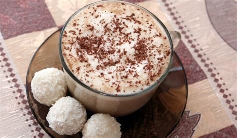 Бели бонбони с кокос Моята Рецепта