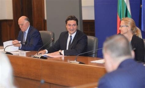 Министър Зарков Необходима е бърза организация за вътрешен мониторинг