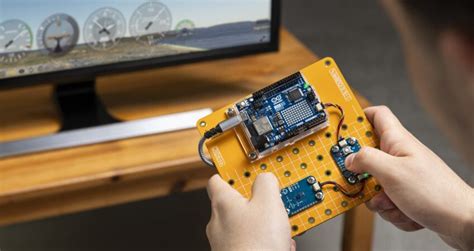Arduino Plug And Make Kit Allows Everyone To Experiment With Iot First